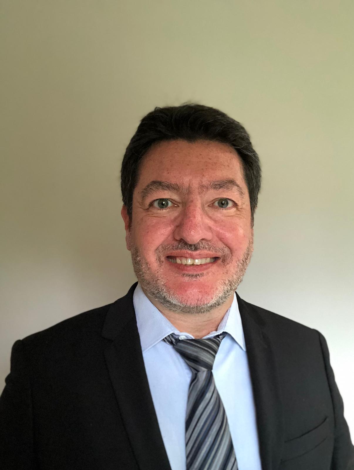 Socios - USHER CONSULTING